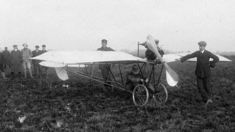 Edwin Moon: Southampton Aviation Pioneer & War Hero - New Forest ...